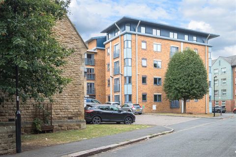 18 Leadmill Court, Sheffield S1, 2 bed flat to rent, £850 pcm - Zoopla