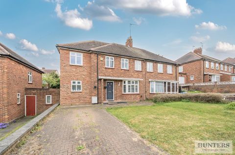 Avenue Road, Erith DA8, 5 bed semi-detached house for sale, £575,000 ...