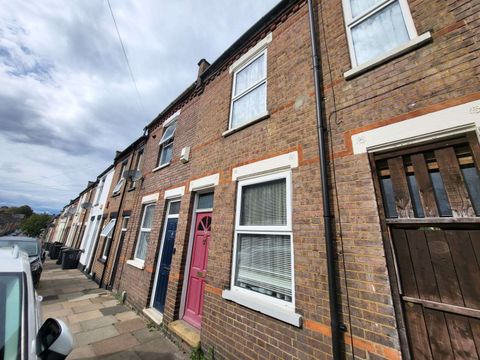 59 Cowper Street LU1, 2 bed terraced house for sale, £235,000 - Zoopla