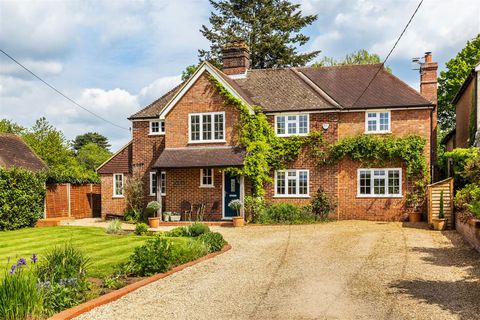 Wonham Way, Gomshall, Guildford, Surrey GU5, 4 bed detached house for ...