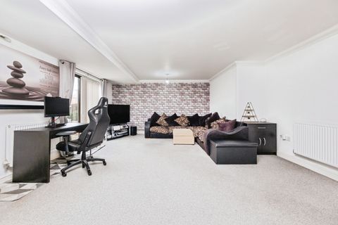 Kelling Way, Broughton, Milton Keynes MK10, 2 bed maisonette for sale ...