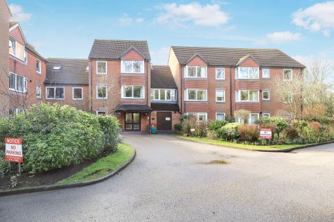 Corfton Drive, Wolverhampton WV6, 1 bed flat for sale, £85,000 - Zoopla