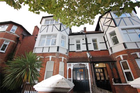Crouch Hall Road, Crouch End, London N8, 2 bed flat to rent, £1,798 pcm ...