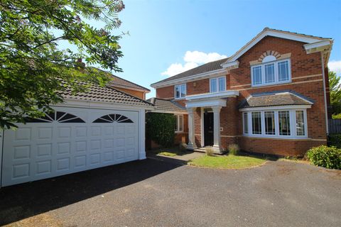 Dunblane Drive, Orton Southgate, Peterborough PE2, 4 bed detached house ...