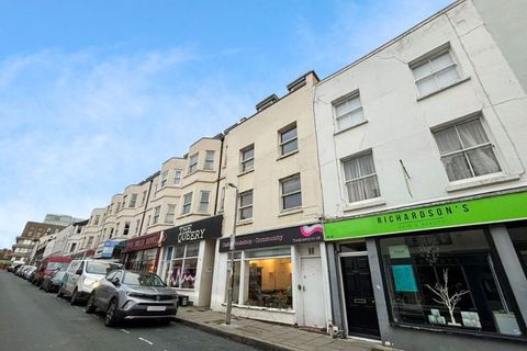 1 bed flat for sale in George Street, Brighton BN2, £180,000 - Zoopla