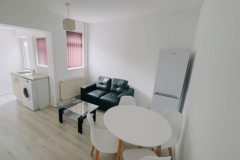 Lowell Street, Walton, Liverpool L4, 3 bed terraced house to rent, £700 ...