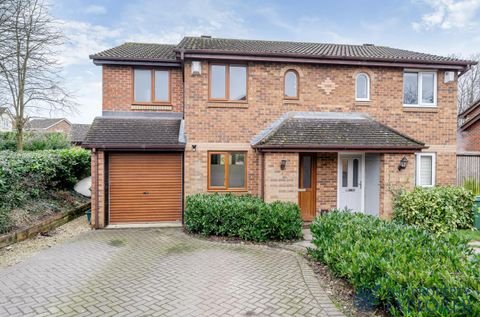 3 bed semi-detached house for sale in Cyprus Road, Hatch Warren ...