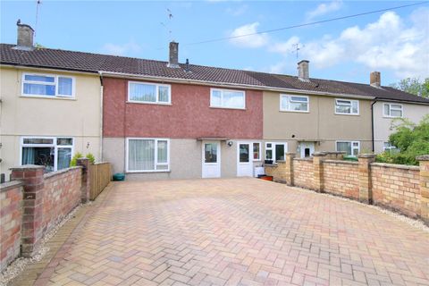 3 bed terraced house for sale in Avebury Road, Penhill, Swindon SN2, £ ...