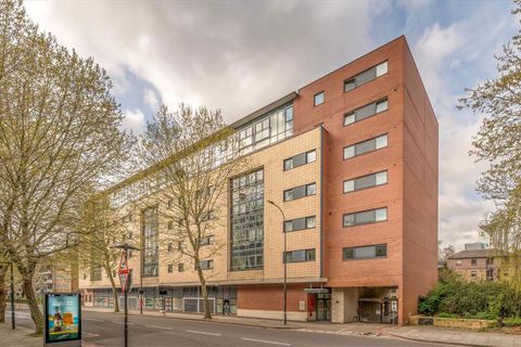 Great Dover Street, Borough SE1, 2 bed flat to rent, £2,799 pcm - Zoopla