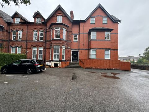Shrewsbury Road, Oxton, Wirral CH43, 2 bed flat to rent, £850 pcm - Zoopla