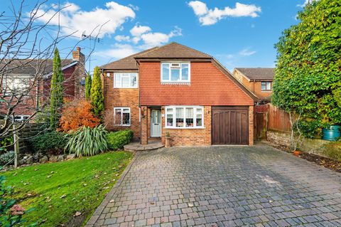 Walnut Grove, Banstead SM7, 4 bed detached house for sale, £930,000 ...