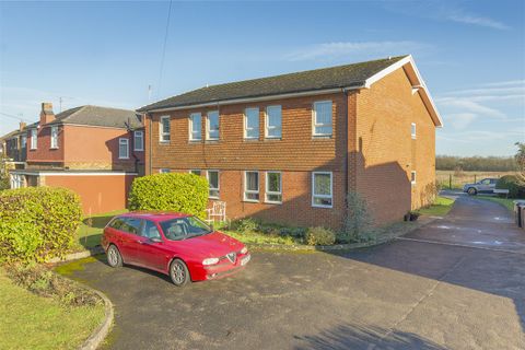 Hale Street, East Peckham, Tonbridge TN12, 1 bed flat for sale, £ ...