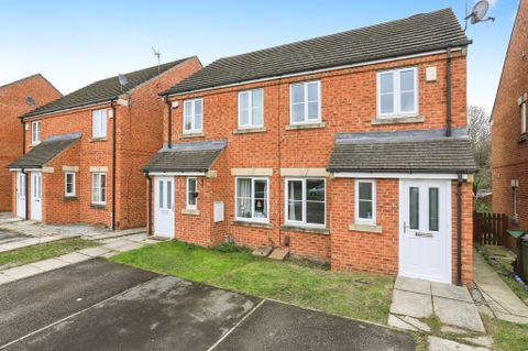 2 bed semi-detached house for sale in Stanks Drive, Leeds LS14, £ ...