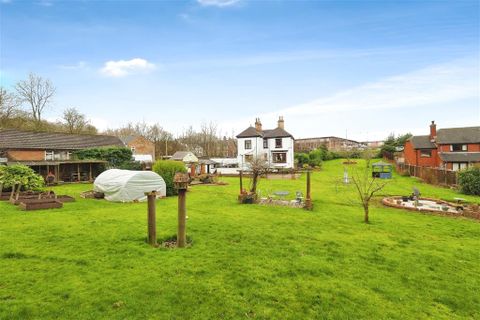 4 bed detached house for sale in Coppice Side, Swadlincote DE11, £ ...