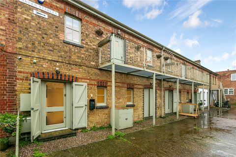 2 bed terraced house for sale in Sheen Stables, 119 Sheen Lane, East ...