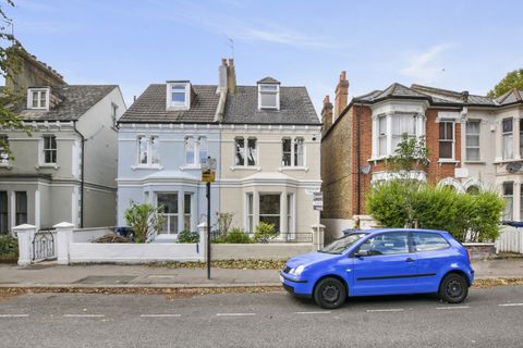 Acton W3, 3 bed semi-detached house for sale, £850,000 - Zoopla
