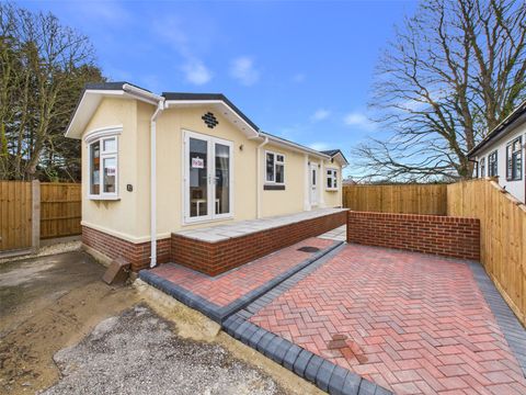 Orchard Park, Hayden Road, Cheltenham, Gloucestershire GL51, 2 bed ...
