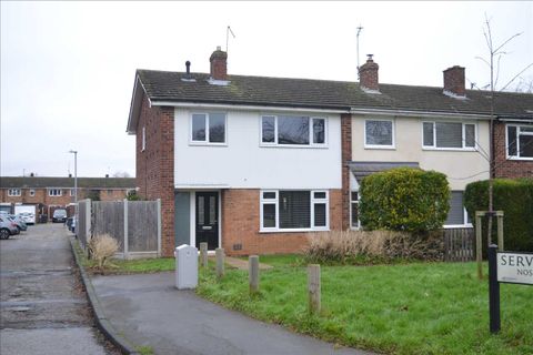 3 bed property for sale in Meadgate Avenue, Great Baddow, Chelmsford ...