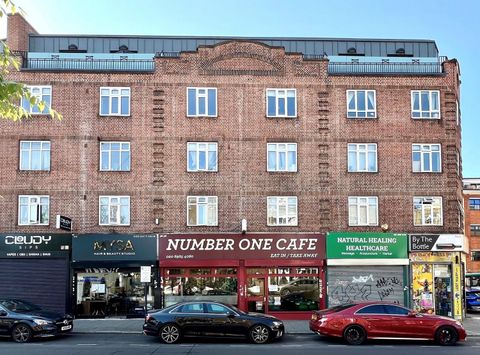 Well Street, Hackney E9, 2 bed flat to rent, £1,850 pcm - Zoopla