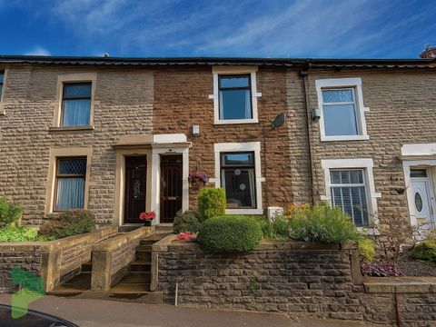 Cemetery Road, Darwen BB3, 2 bed terraced house for sale, £135,000 - Zoopla