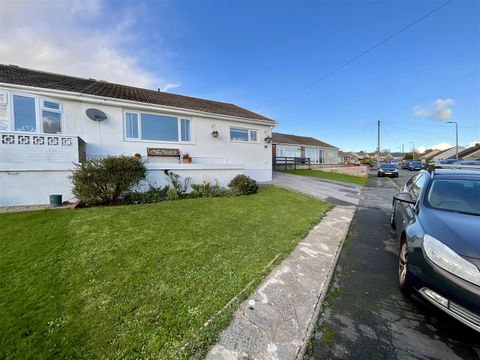 Oaklands, Llanelli SA14, 3 bed semi-detached bungalow for sale, £ ...