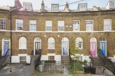 4 bed detached house to rent in Keystone Crescent, London N1, £4,800 ...