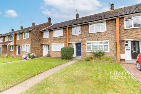 3 bed terraced house for sale in Clay Hill Road, Basildon SS16, £ ...