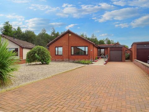 32 Duke Street, Clackmannan FK10, 3 bed detached bungalow for sale, £ ...