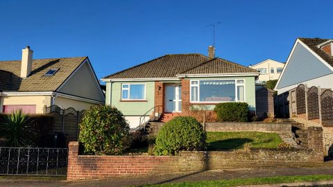 2 bed bungalow for sale in Golden Park Avenue, Watcombe Park, Torquay ...