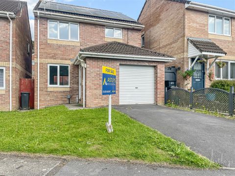 Clos Ysbyty Cimla, Neath SA11, 3 bed detached house for sale, £215,000 ...