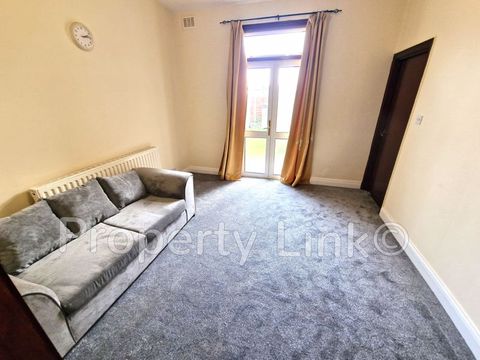 2 bed flat to rent in Ripple Road, Barking IG11, £1,650 pcm - Zoopla