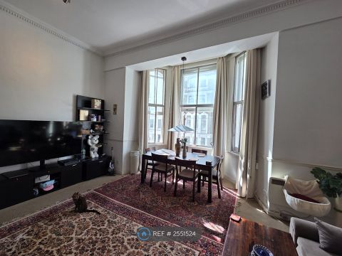 Redcliffe Square, London SW10, 1 bed flat to rent, £2,383 pcm - Zoopla