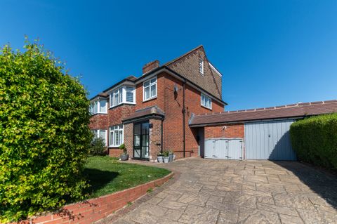 Chetwode Drive, Epsom KT18, 5 bed semi-detached house for sale, £ ...