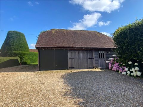 2 bed flat to rent in Holt End Lane, Bentworth, Alton, Hampshire GU34 ...