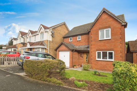 3 bed detached house for sale in Guinevere Way, Exeter, Devon EX4, £ ...