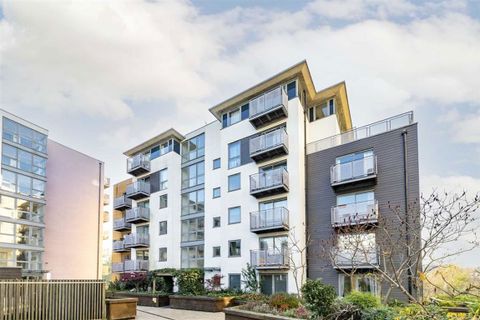 Deals Gateway, Lewisham SE13, 2 bed flat to rent, £2,100 pcm - Zoopla