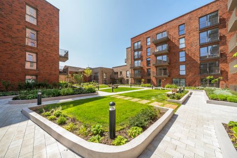 Moorbridge Road, Maidenhead SL6, New home, 2 bed flat for sale, £ ...
