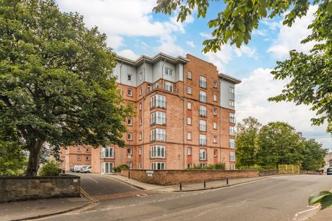 1/4 North Pilrig Heights, Edinburgh EH6, 2 bed flat for sale, £235,000 ...