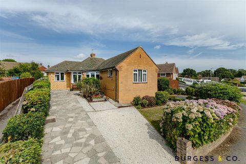 Windmill Drive, Bexhill-On-Sea TN39, 3 bed detached bungalow for sale ...