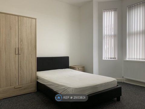 Room to rent in Abbey Street, Rugby CV21, £485 pcm - Zoopla