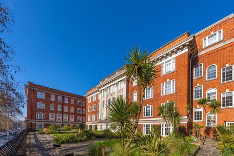 Phillimore Court, Kensington High Street, London W8, 2 bed flat for ...