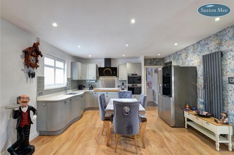 Broomfield Court, Stocksbridge, Sheffield S36, 2 bed detached bungalow ...