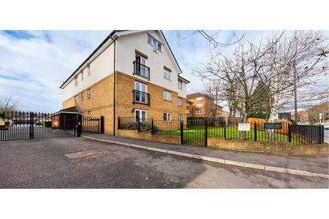 2 bed flat for sale in 256 Harrow View, Harrow HA2, £395,000 - Zoopla