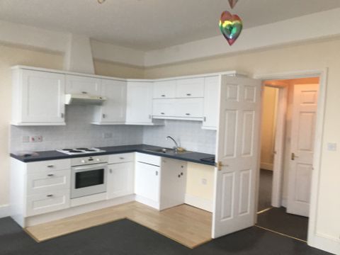 Marine Parade, Sheerness ME12, 1 bed flat to rent, £700 pcm - Zoopla