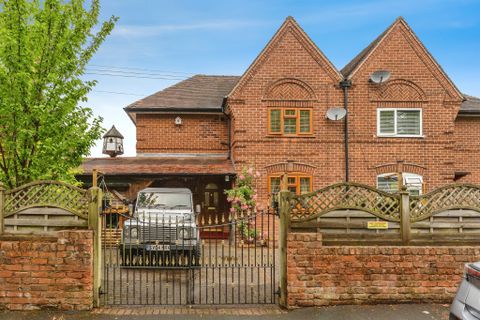 Hawthorn Road, Chester CH4, 3 bed semi-detached house for sale, £ ...
