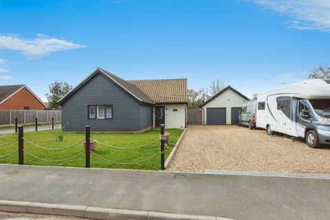 3 bed detached bungalow for sale in Crowcroft Road, Nedging Tye ...