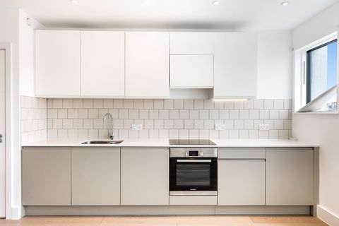 Osborn Terrace, Blackheath SE3, Studio to rent, £1,325 pcm - Zoopla