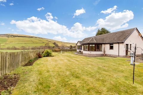 3 bed detached bungalow for sale in Hawthorn Bank, Temple Bar, Peebles ...