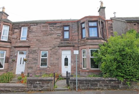 2 bed flat for sale in North Street, Alloa FK10, £104,500 - Zoopla