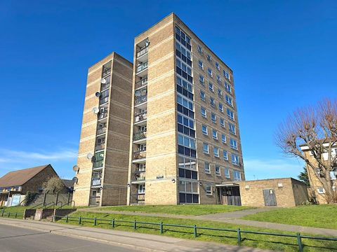 2 bed flat for sale in Turkey Street, Enfield EN1, £235,000 - Zoopla
